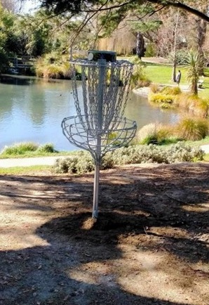 New baskets for Jellie Park disc golf | Waimāero Fendalton-Waimairi ...